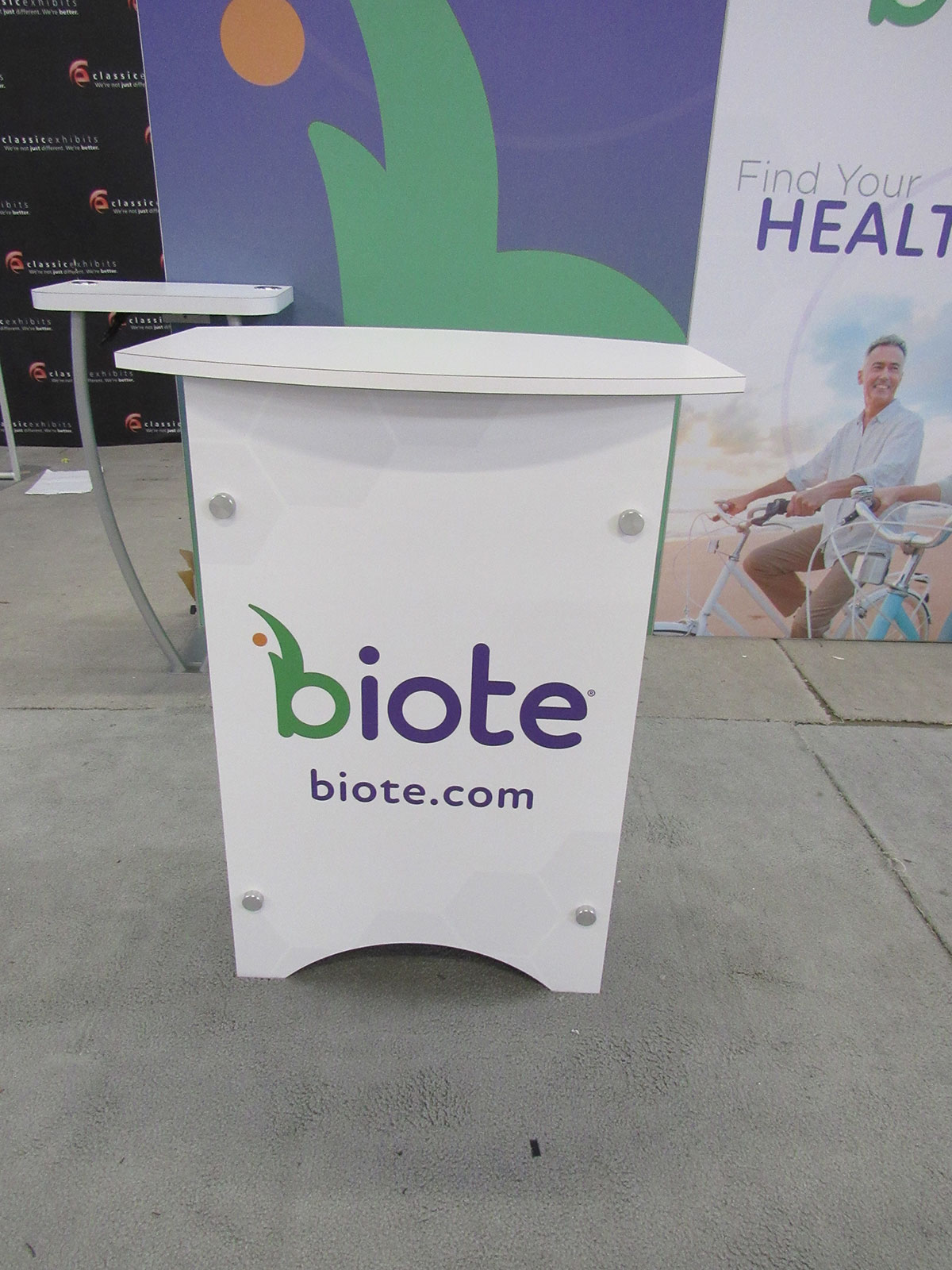 Portable Trade Show Counters and Pedestals | Trade Show Ideas & Inspiration