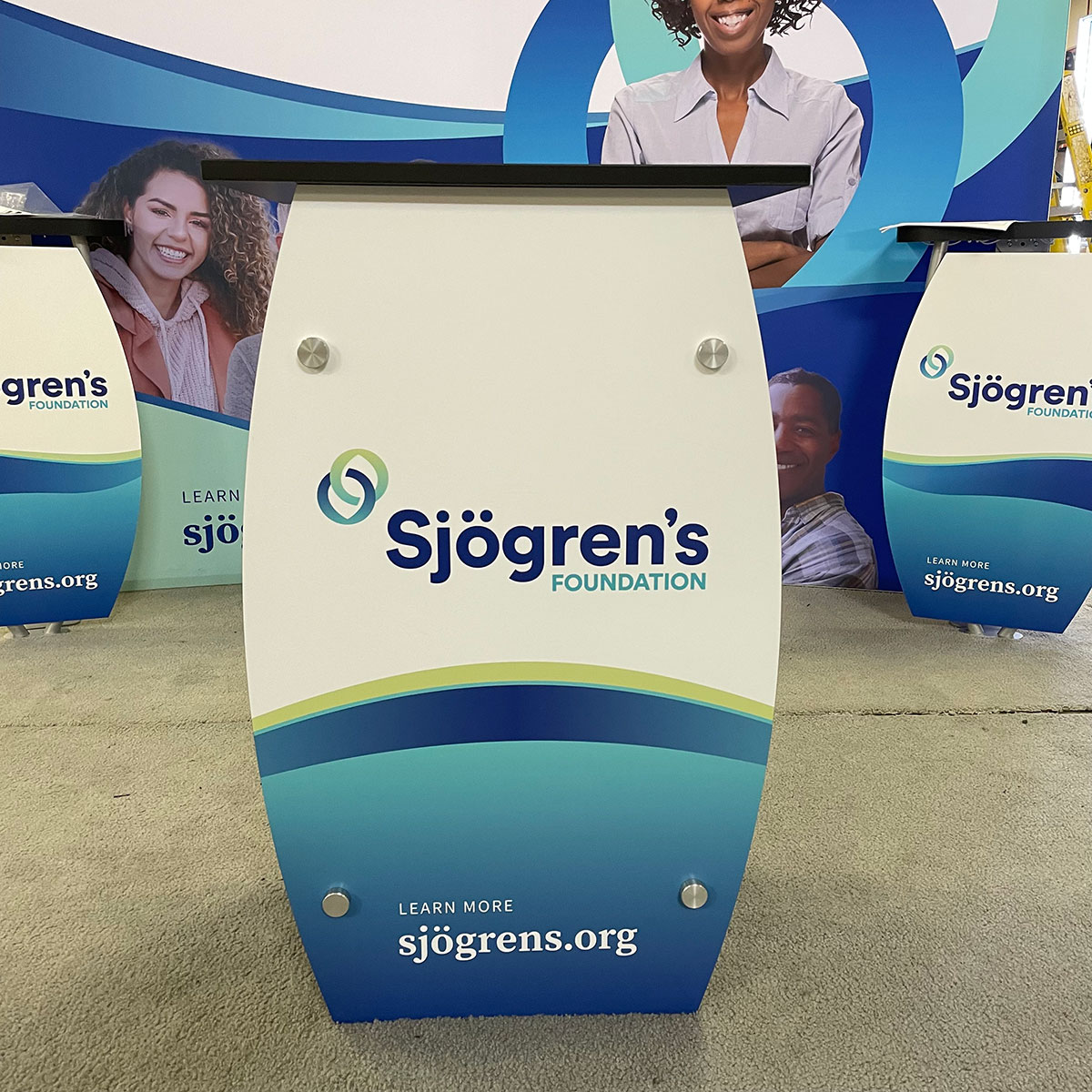 Portable Trade Show Counters and Pedestals | Trade Show Ideas & Inspiration