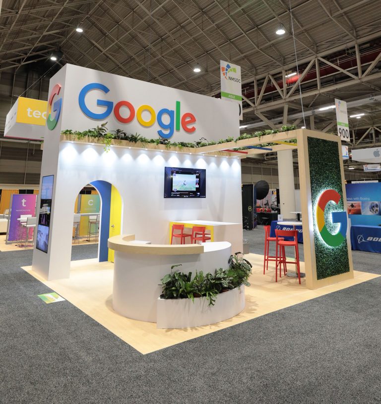 40 Eye-Catching Examples of Trade Show Booth Design | Trade Show Ideas ...